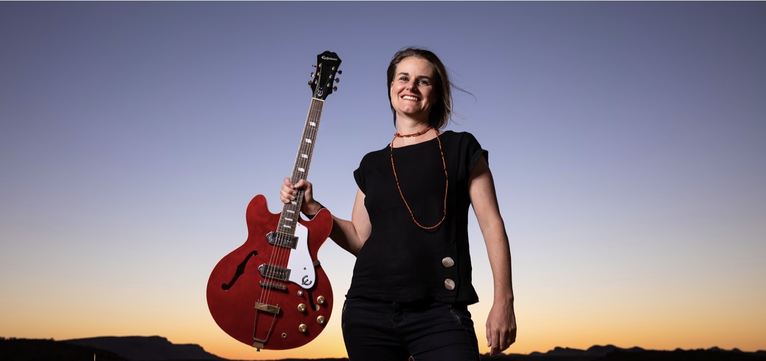 Katie Harder Sends It In with New Track ‘Sing It Out’ | FOLDBACK Media NT